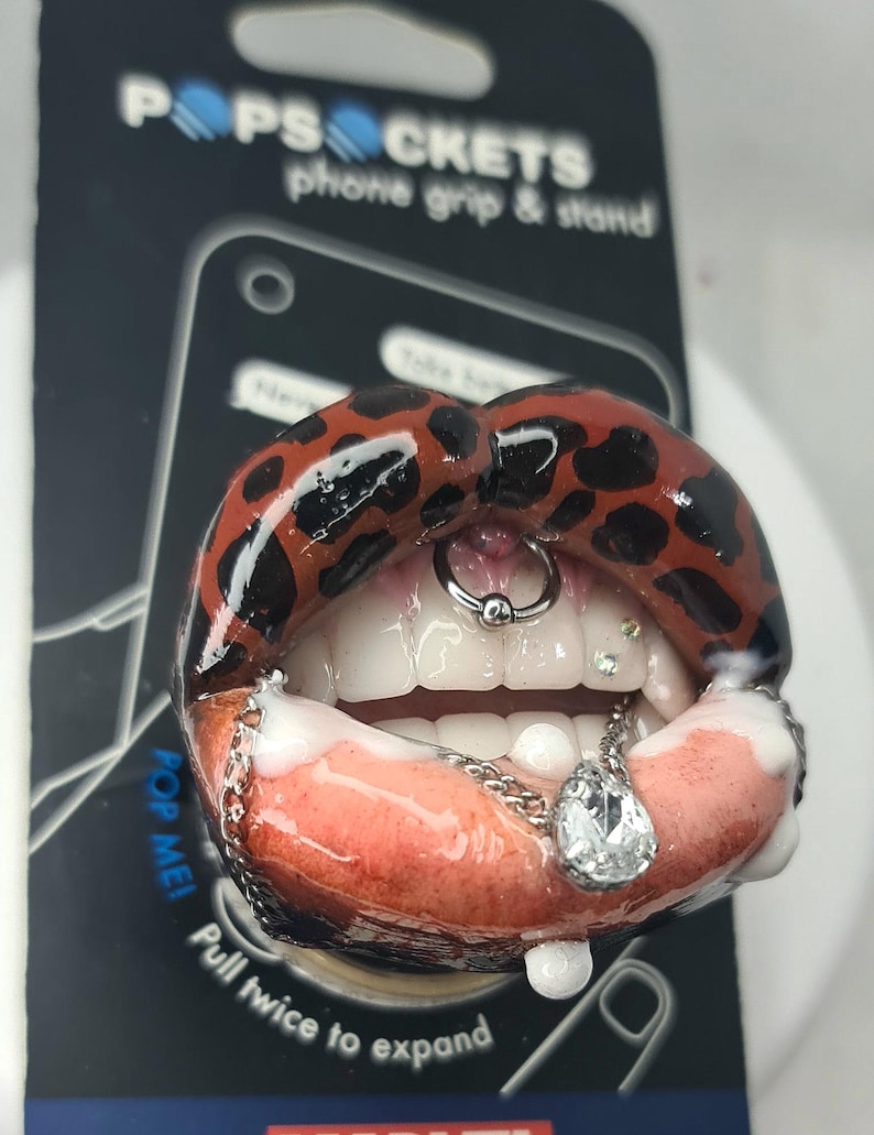 Brown Lips Popsocket Phone Grip Brooch Magsafe - Etsy
