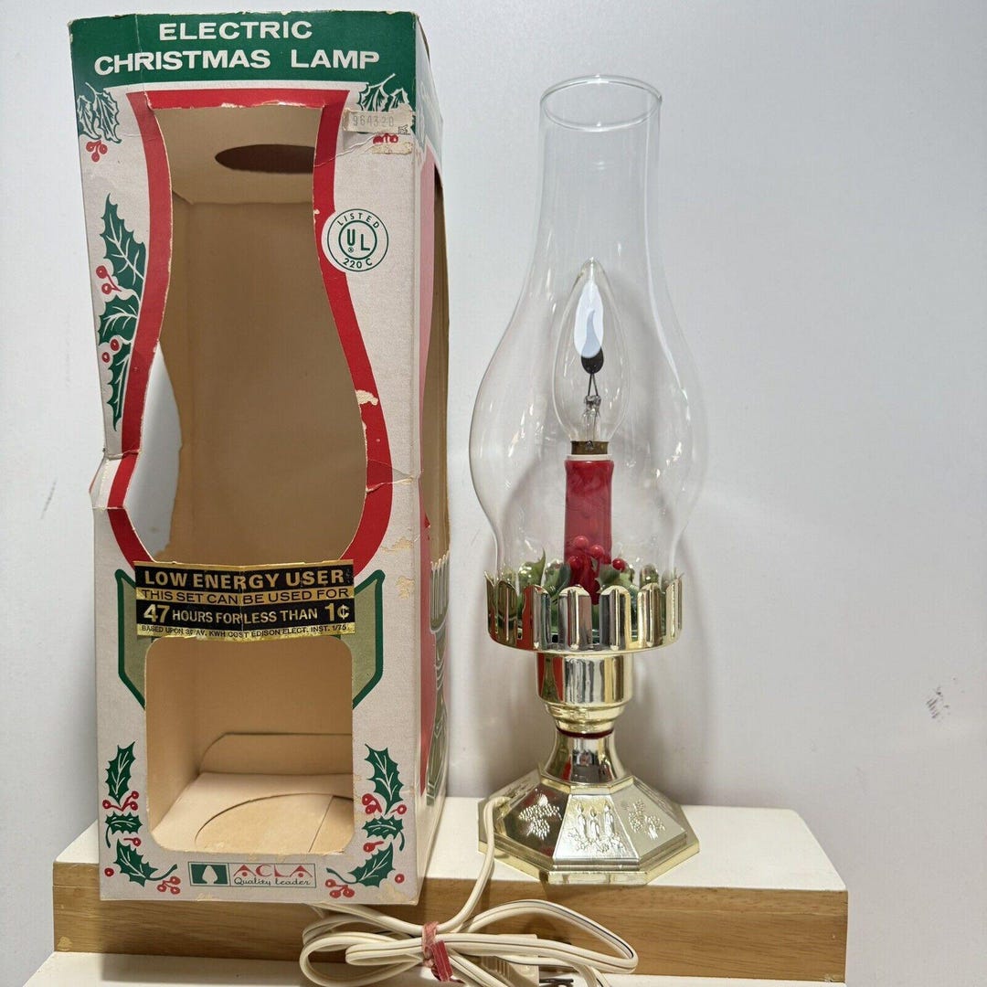 Vintage Electric Christmas Lamp With Hurricane Shade, Flickering Bulb ...