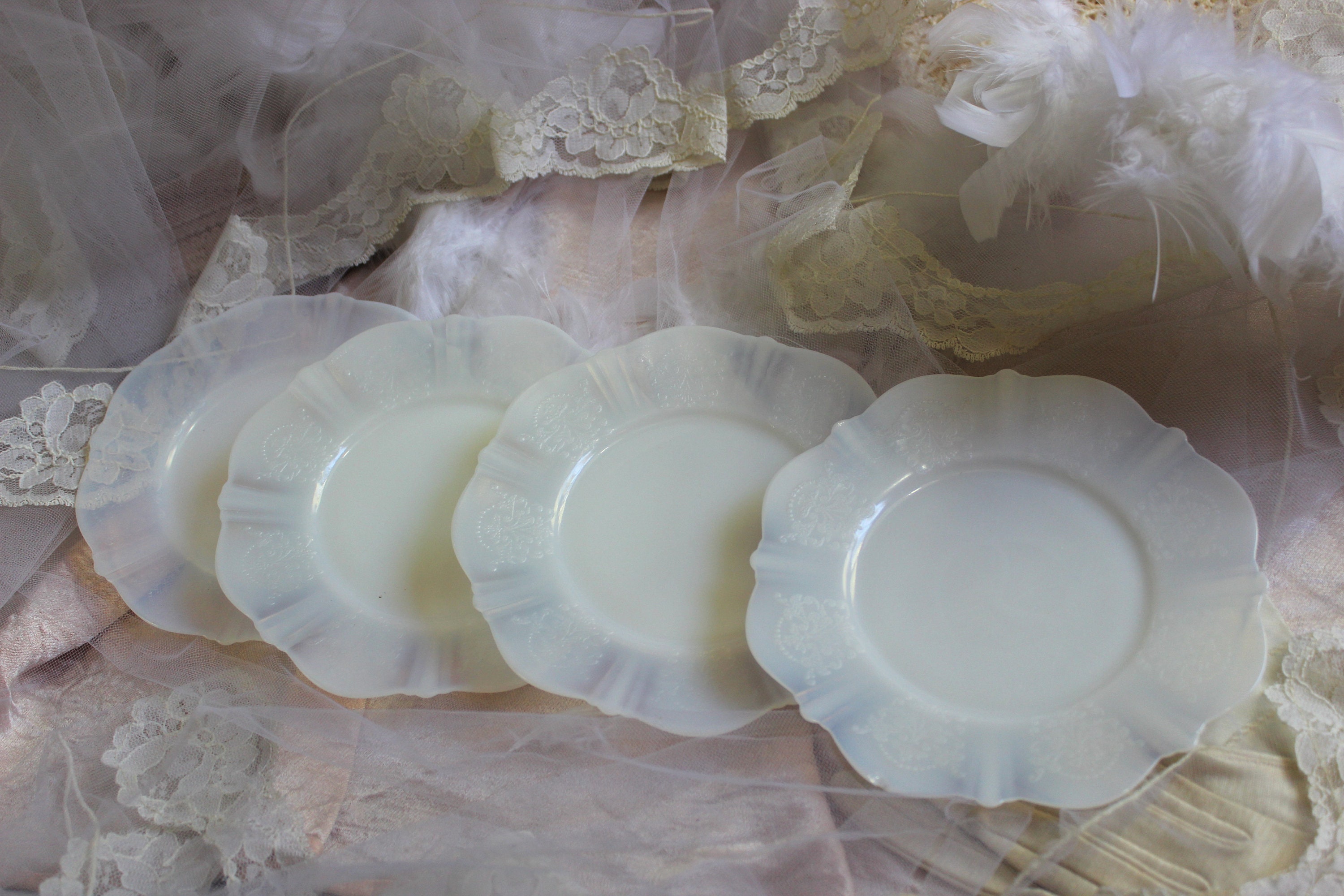 Vintage 30s Macbeth Evans American Sweetheart White Moxax Opalescent ...