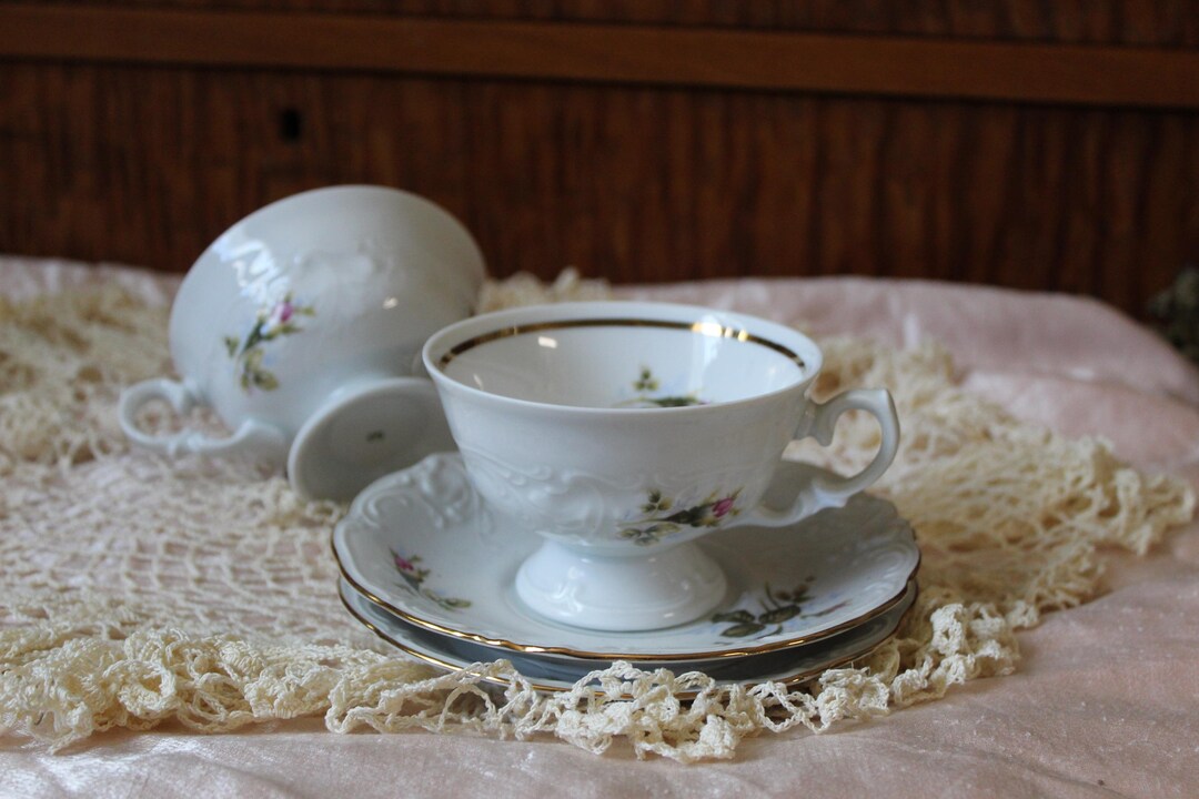 Wawel Vintage White Porcelain Embossed Rose Garden Floral Coffee Tea ...