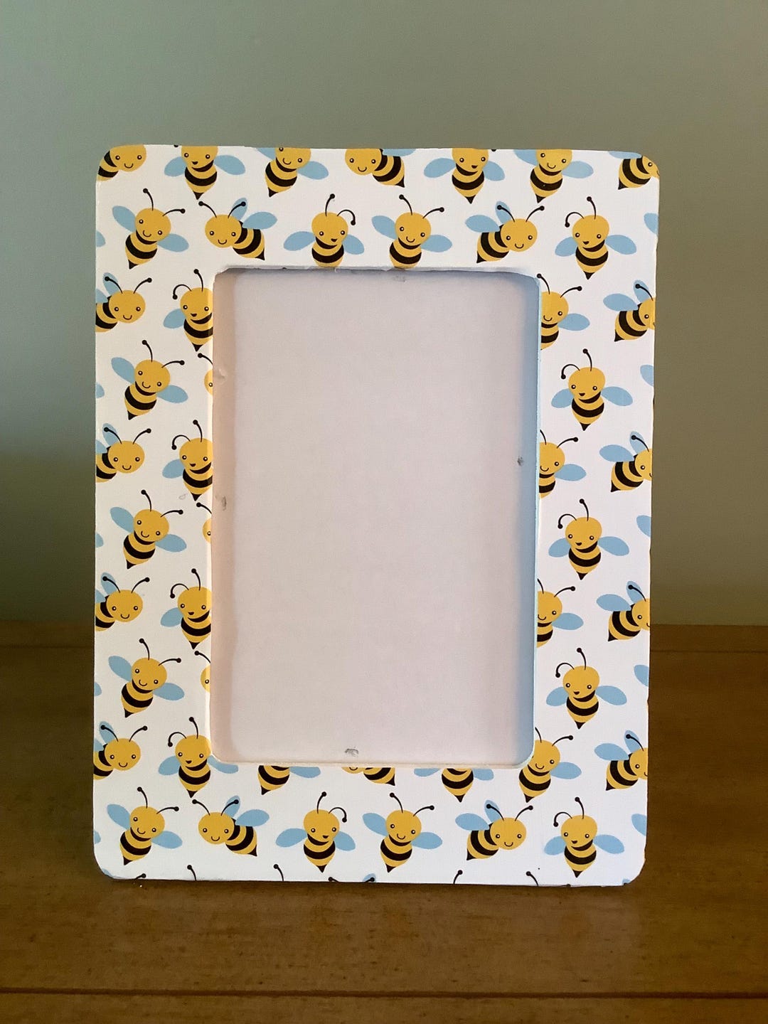 ADORABLE BUMBLEBEE 4”x6” Decoupage Picture FRAME. - Etsy