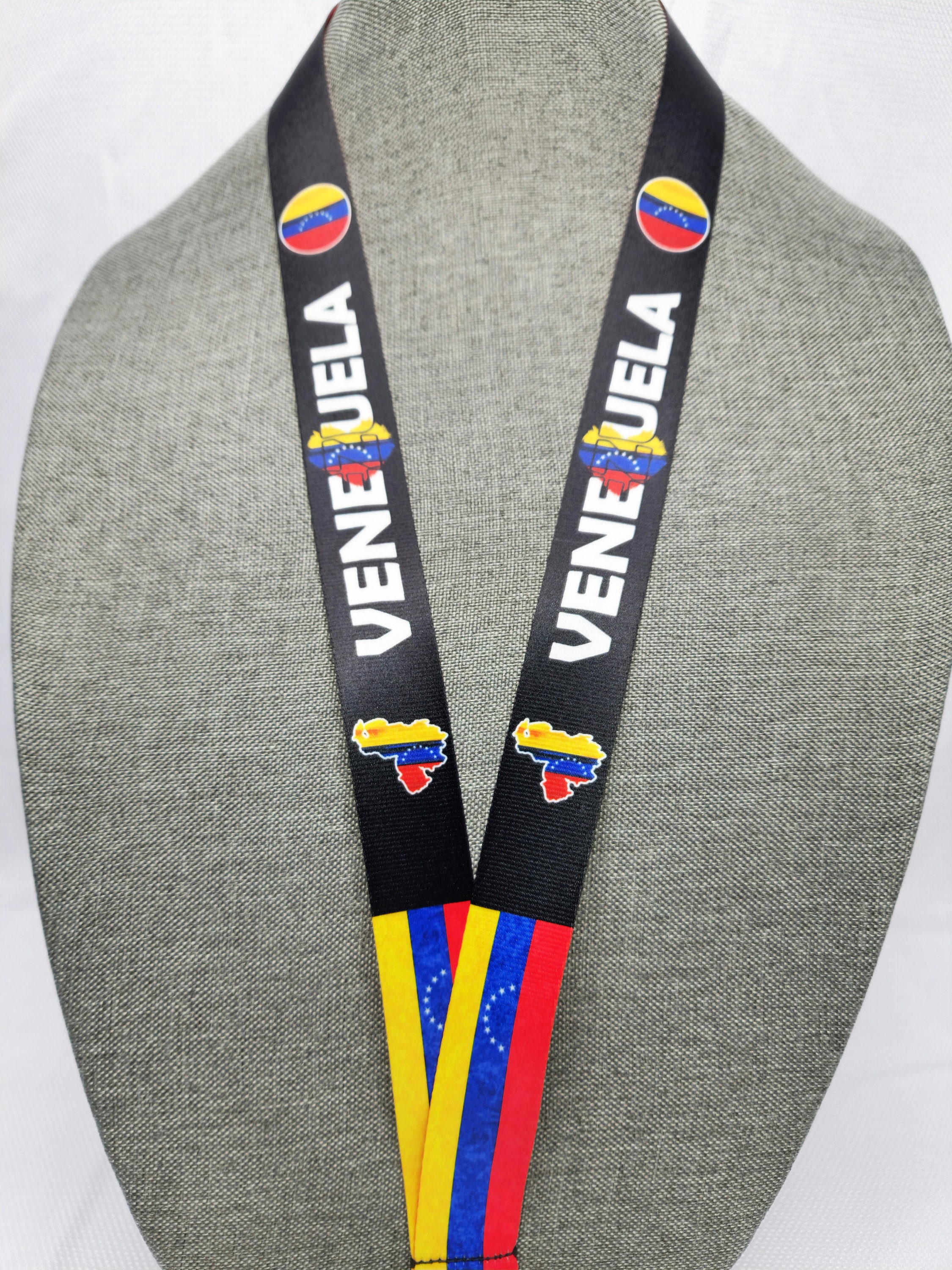 Venezuela Lanyard for Keys or ID Badge Venezuela Flag, Maracaibo ...