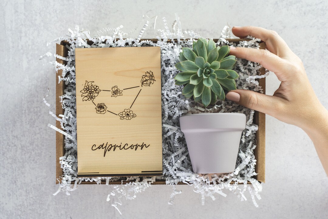 Capricorn Zodiac Gift Box, Wood Card, Birthday Gift, Best Friend Gift ...