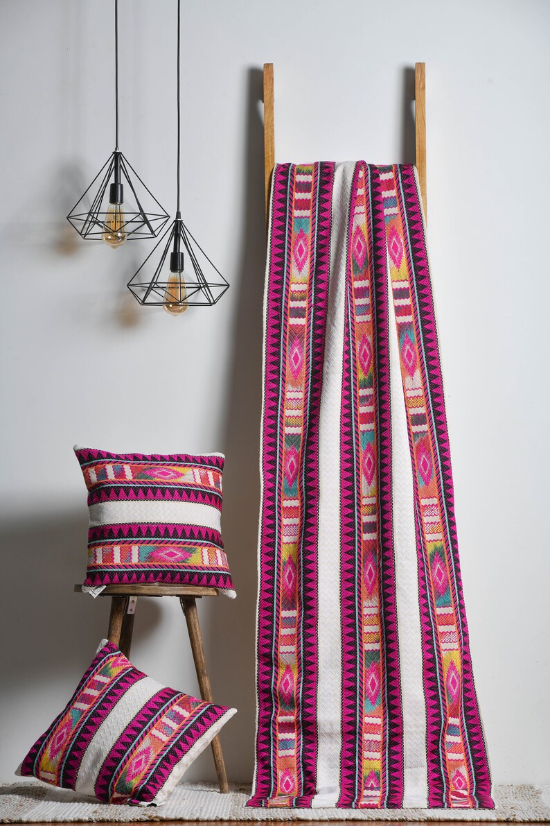 Fuchsia Cream Woven Bed Runner With Cushion Cover Set, Patio Home Decor ...