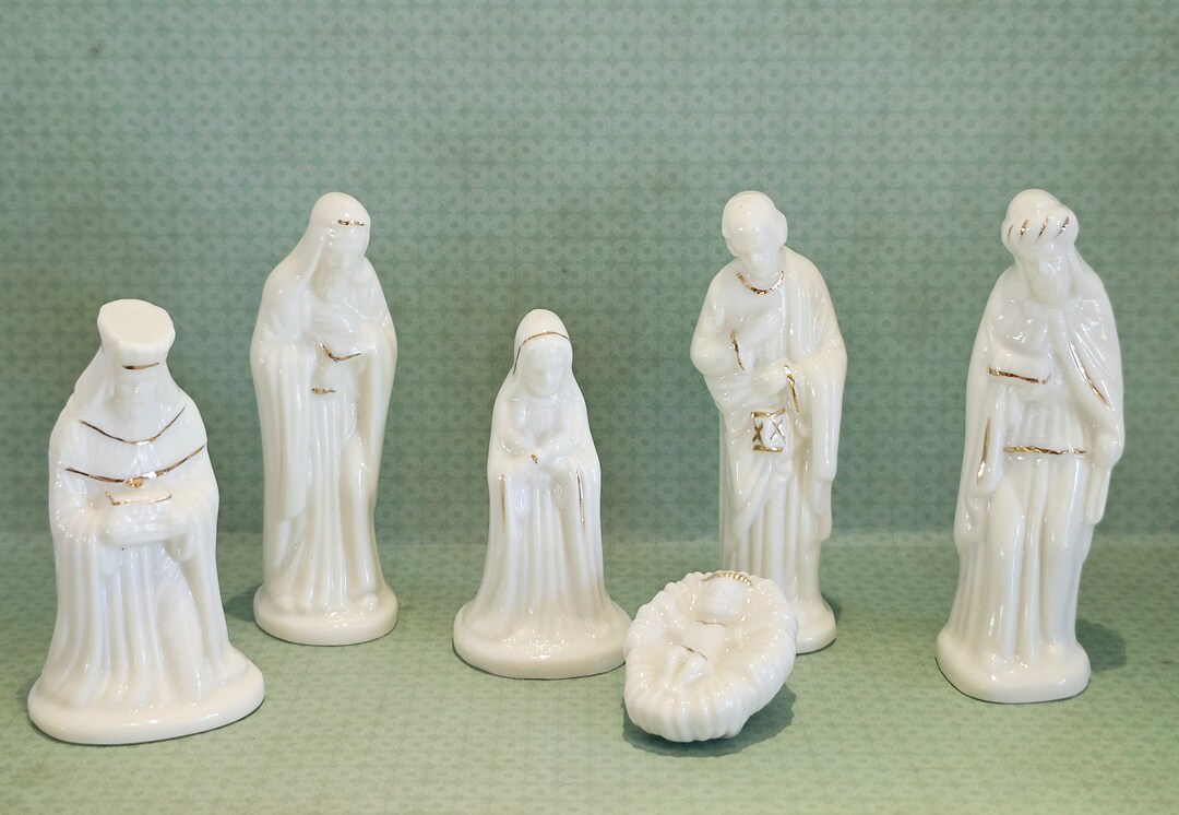 Vintage Ivory Nativity Set, Guilded Accents, Christmas Manger Scene - Etsy