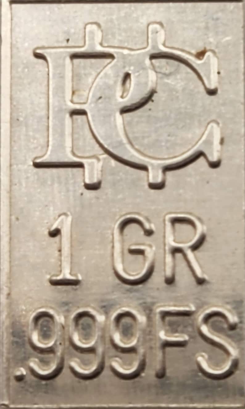 Monero Gold Snap Bar Breaks Into Two 7.5 GR Bars Gold Bullion Precious ...