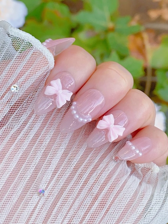 Kawaii French Pearl and Pink Bows Premium Nails Casual Nails Cute Nails Summer Nails Nails At Home xtz624