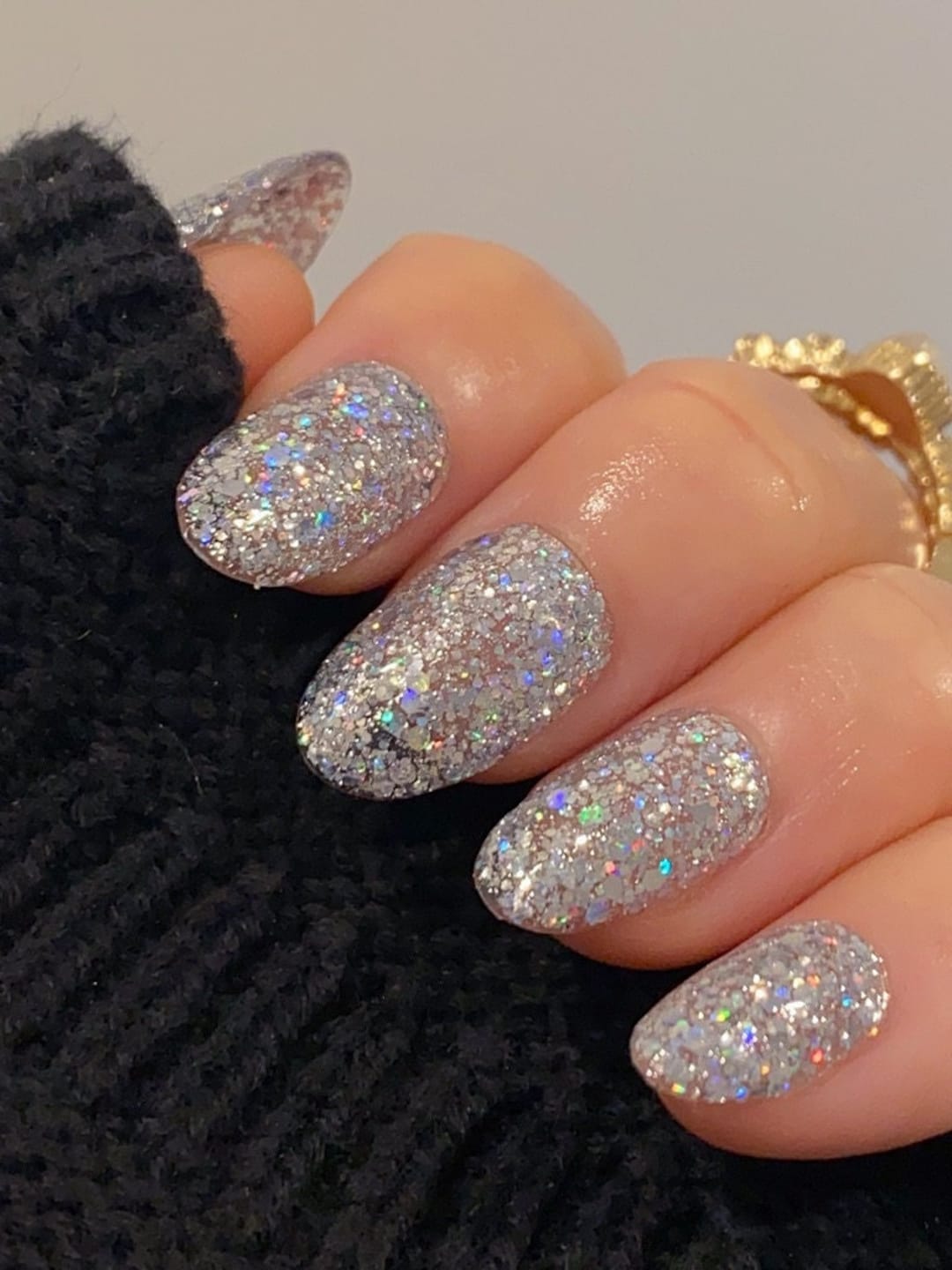 Iridescent Snow Flakes /essential Nails / Plain Nails / Daily Wear ...