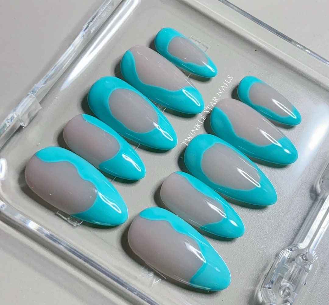 Custom Design No.73 Press on Nails | for the Custom Nails Please ...