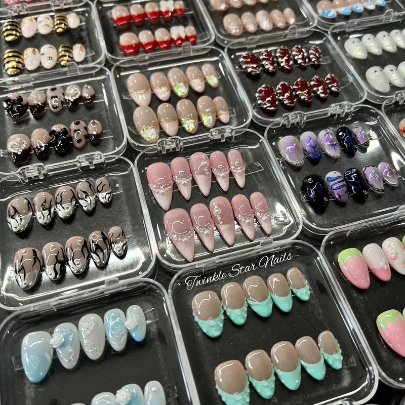 Halloween Nails Box - Etsy