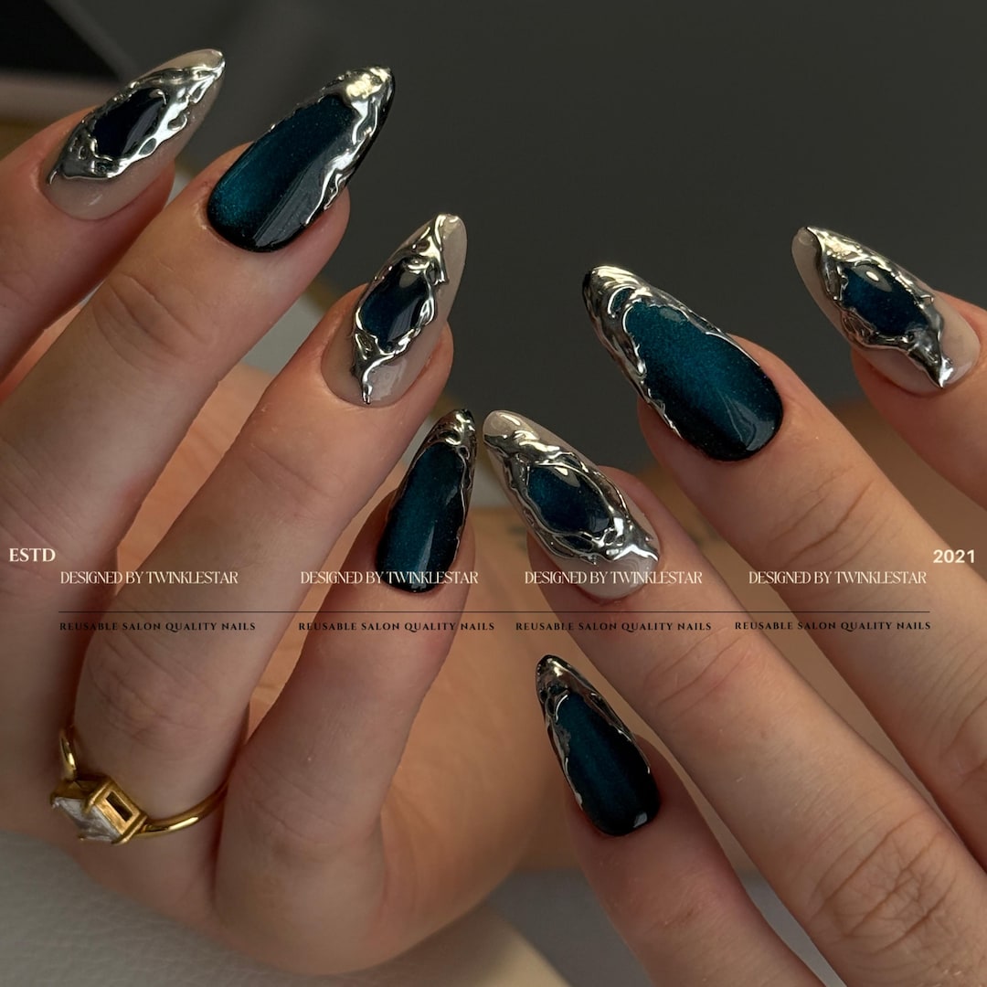 Watercolour Vintage Navy Blue Chrome Press on Nails | Reusable Nails ...