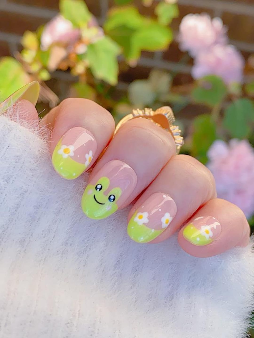 Short Cute Frog and Little Flowers / Reusable Gel Nails / Holiday Nails ...