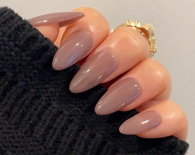 Beautiful and Pure sheer Pink / Gel Nails / Reusable Nails / Essential ...
