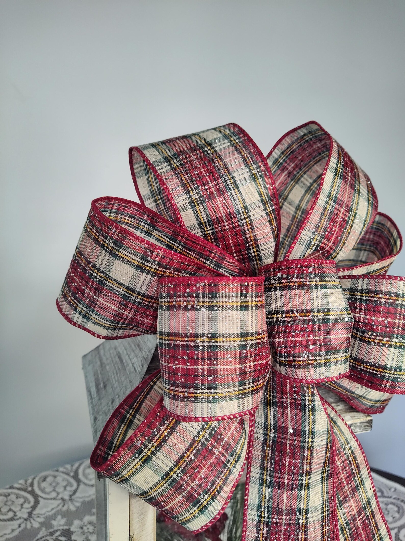Classic Plaid Christmas Bow: Red, Green, and Gold Tartan Ribbon - Etsy