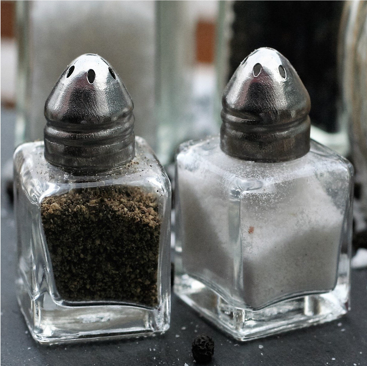 Chef-hub 0.5oz Mini Salt & Pepper Cube Shakers Pack of 24 - Etsy UK