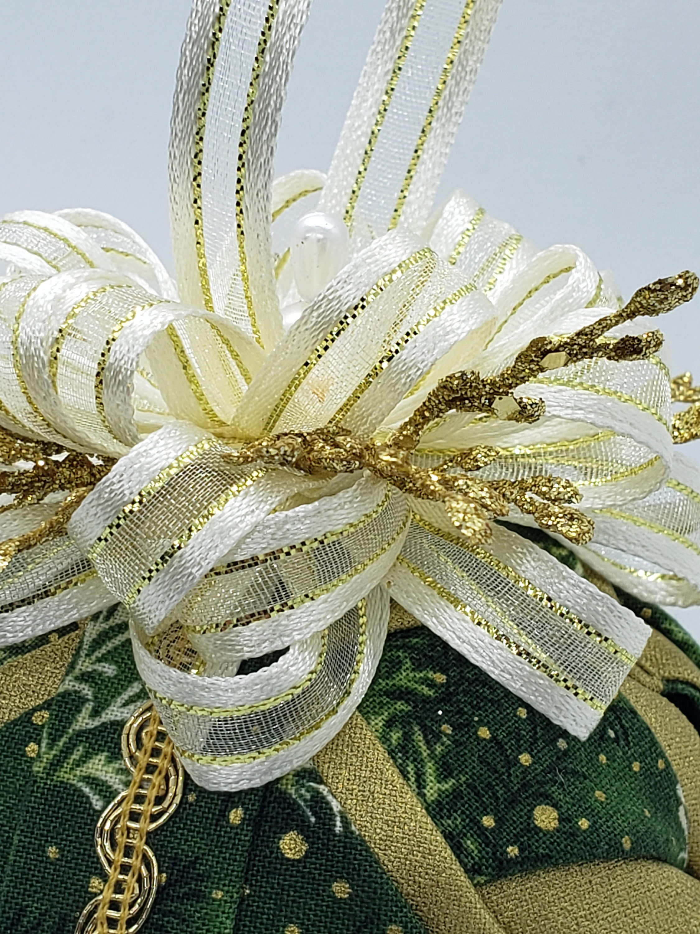 C35 Green and Gold Star Flower Folded Fabric Quilted - Etsy