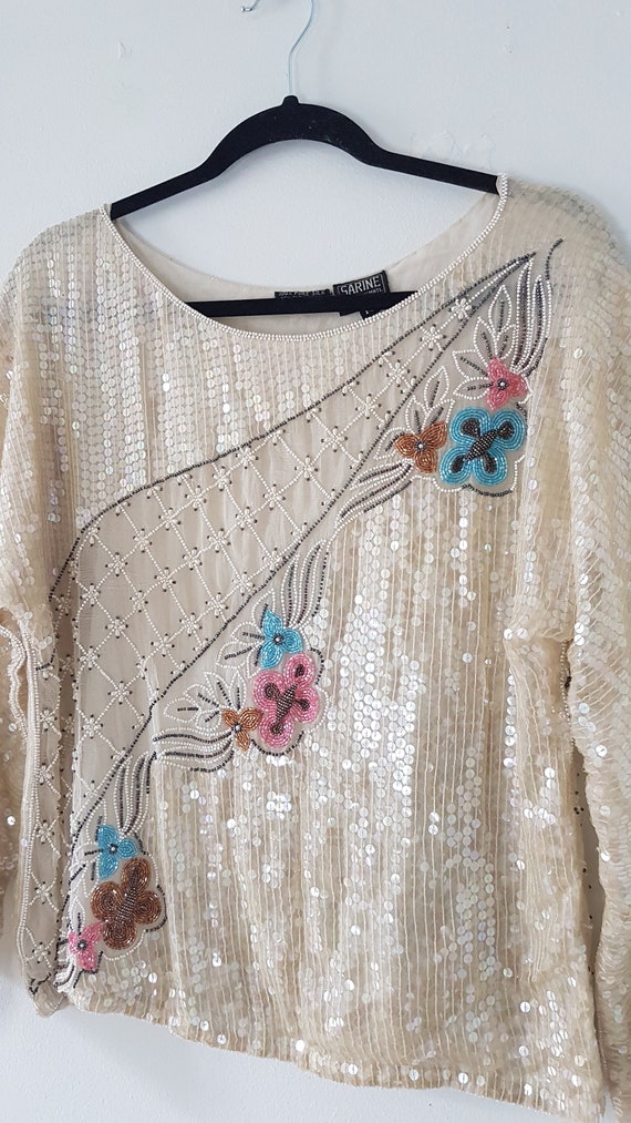 Vintage Iridescent Flower White Sequin Top, Size M, S… - Gem