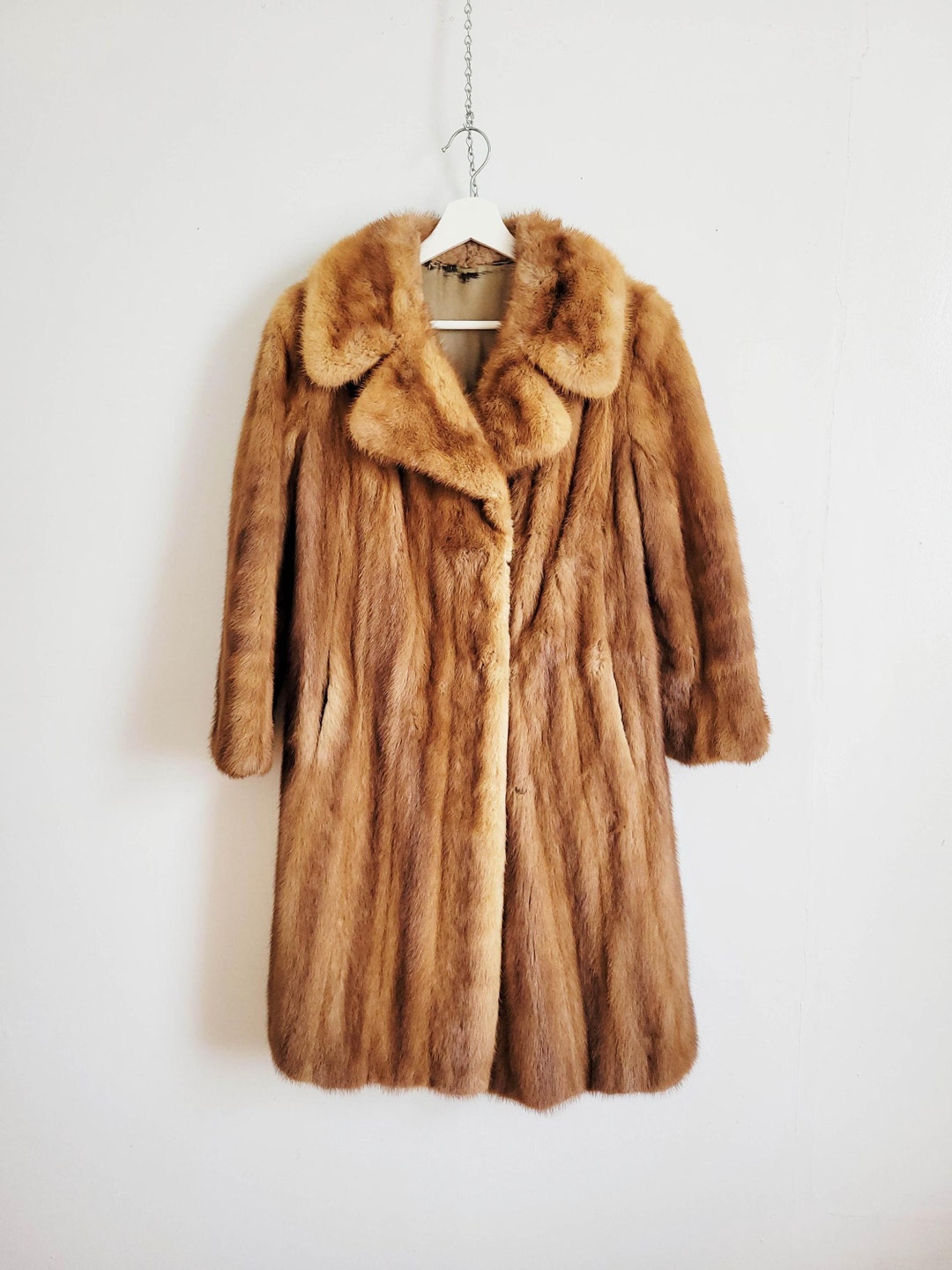 Vintage Mink Fur Coat, Mob Wife Vintage Mink Fur Coat, 1960s Blonde ...