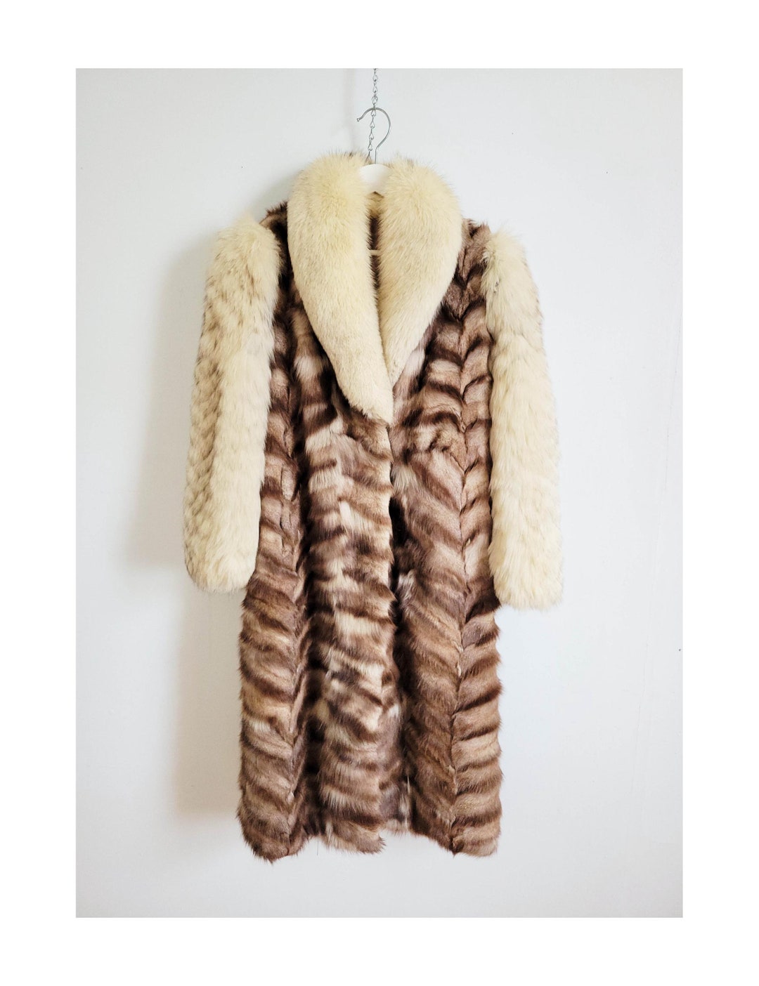 STUNNING Two Tone Fur Coat Vintage Luxurious Lightweight Fox Fur Coat ...