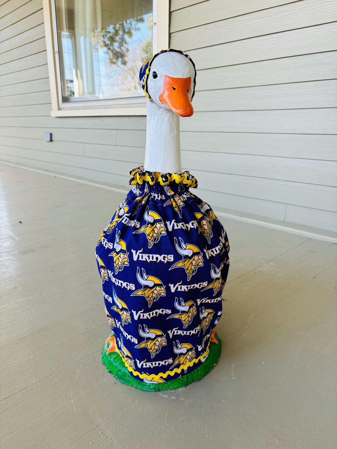 Minnesota Vikings Large Porch Goose Outfit - Etsy