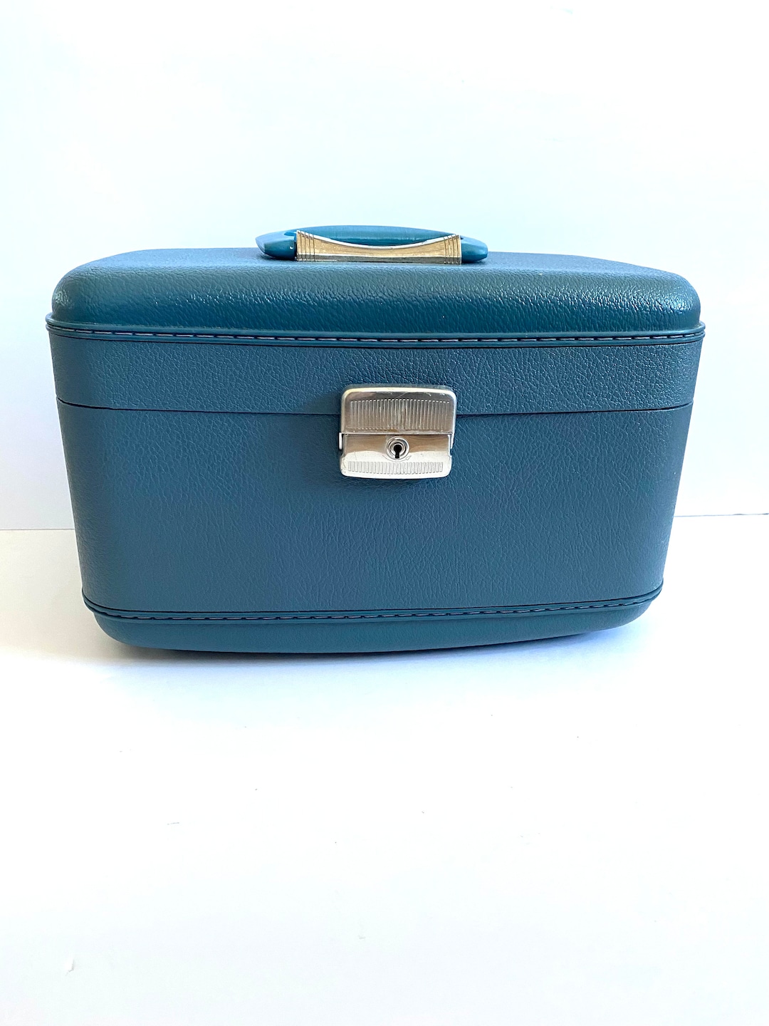 Vintage Chaney Train Case With Key Mirror and Tray - Etsy