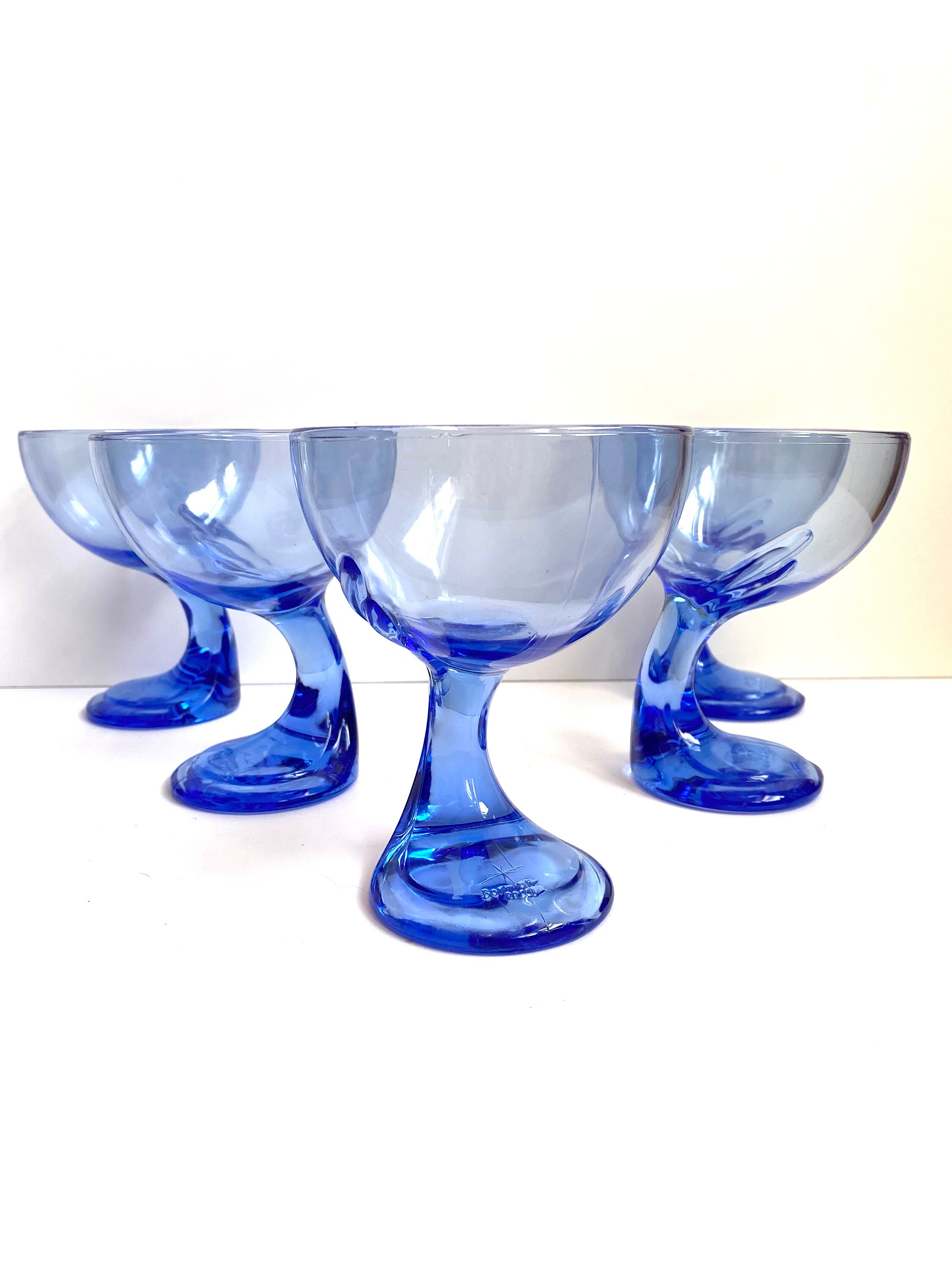 Bormioli Rocco Jerba Sapphire Goblets Made in Italy Curved Stem Wing ...