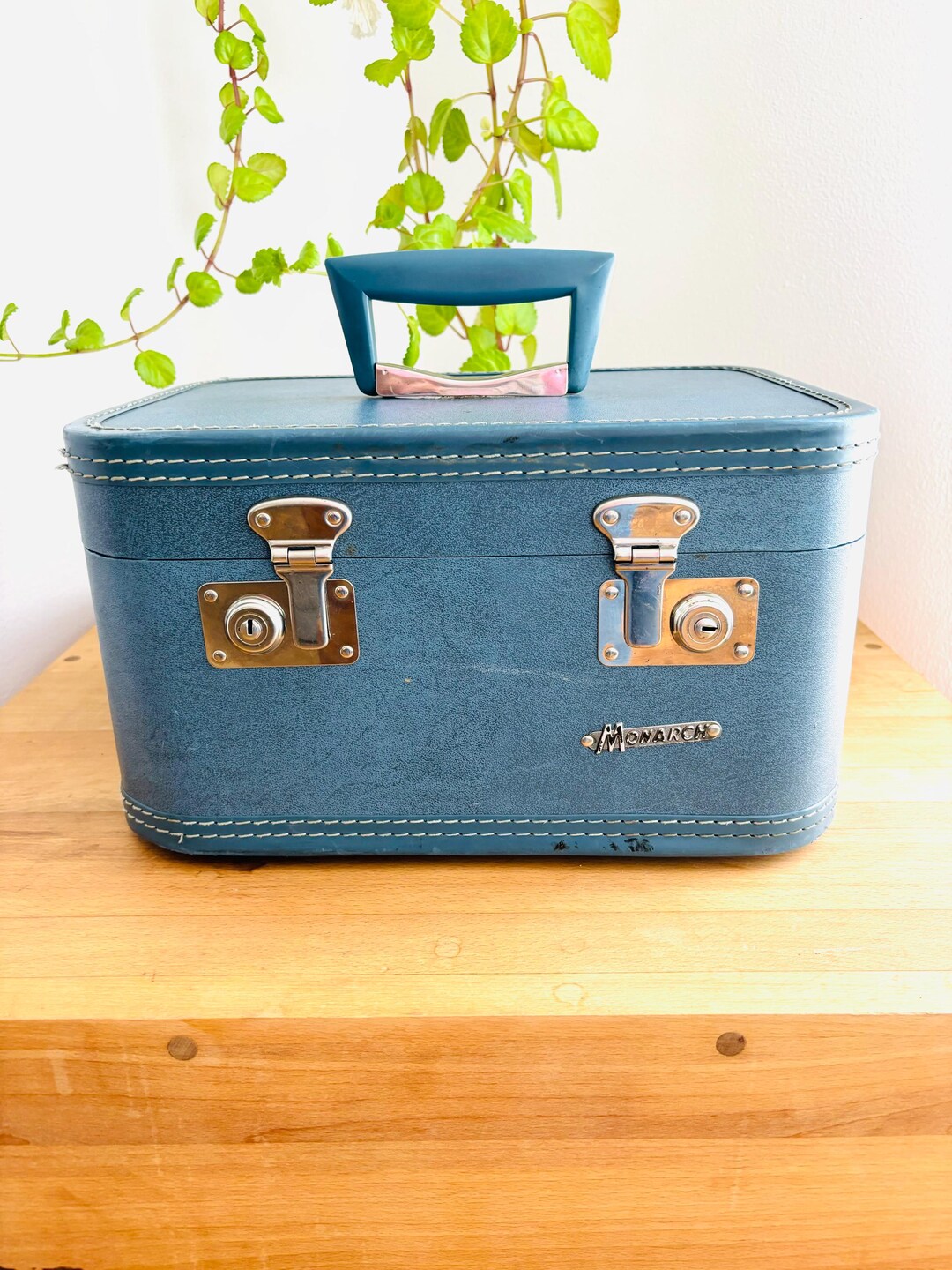 Vintage 1950s Monarch Blue Train Case - Etsy