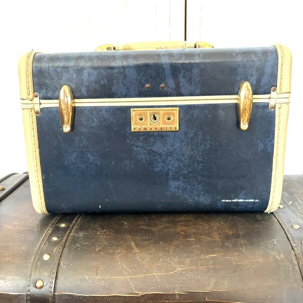 Vintage Train Case - Etsy