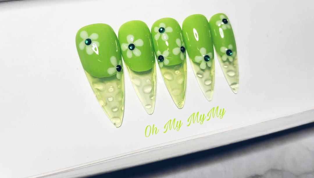 WATERY FLOWERS Press-on Nails Jelly Transparent Green Nails Spring ...