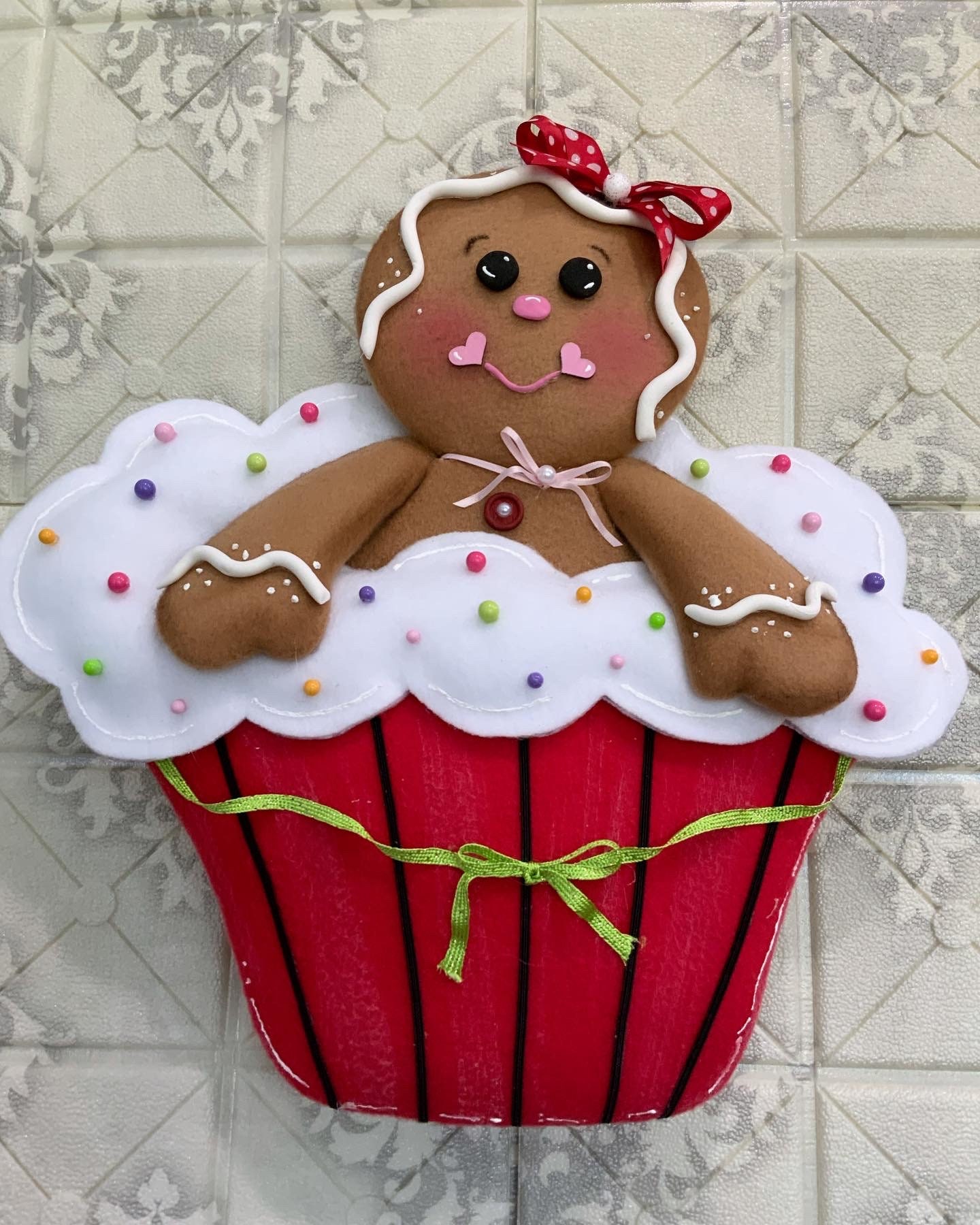 Gingerbread In A Cupcake Gingerbread Man In A Cupcake Gingerbread gingerbread-in-a-cupcake-gingerbread-man-in-a-cupcake-gingerbread