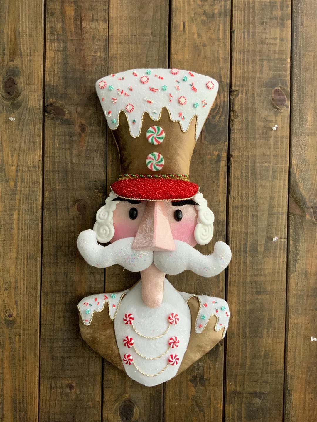 Gingerbread Nutcracker Christmas Wreath Attachment, Mr. Crackers ...