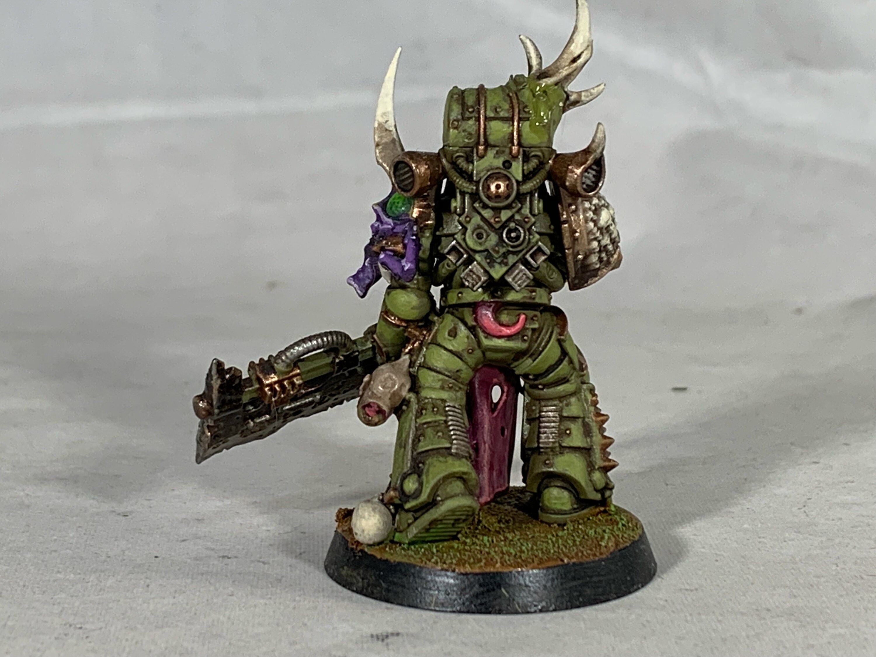 Warhammer 40k - Death Guard - Plague Marine With Great Plague Cleaver ...
