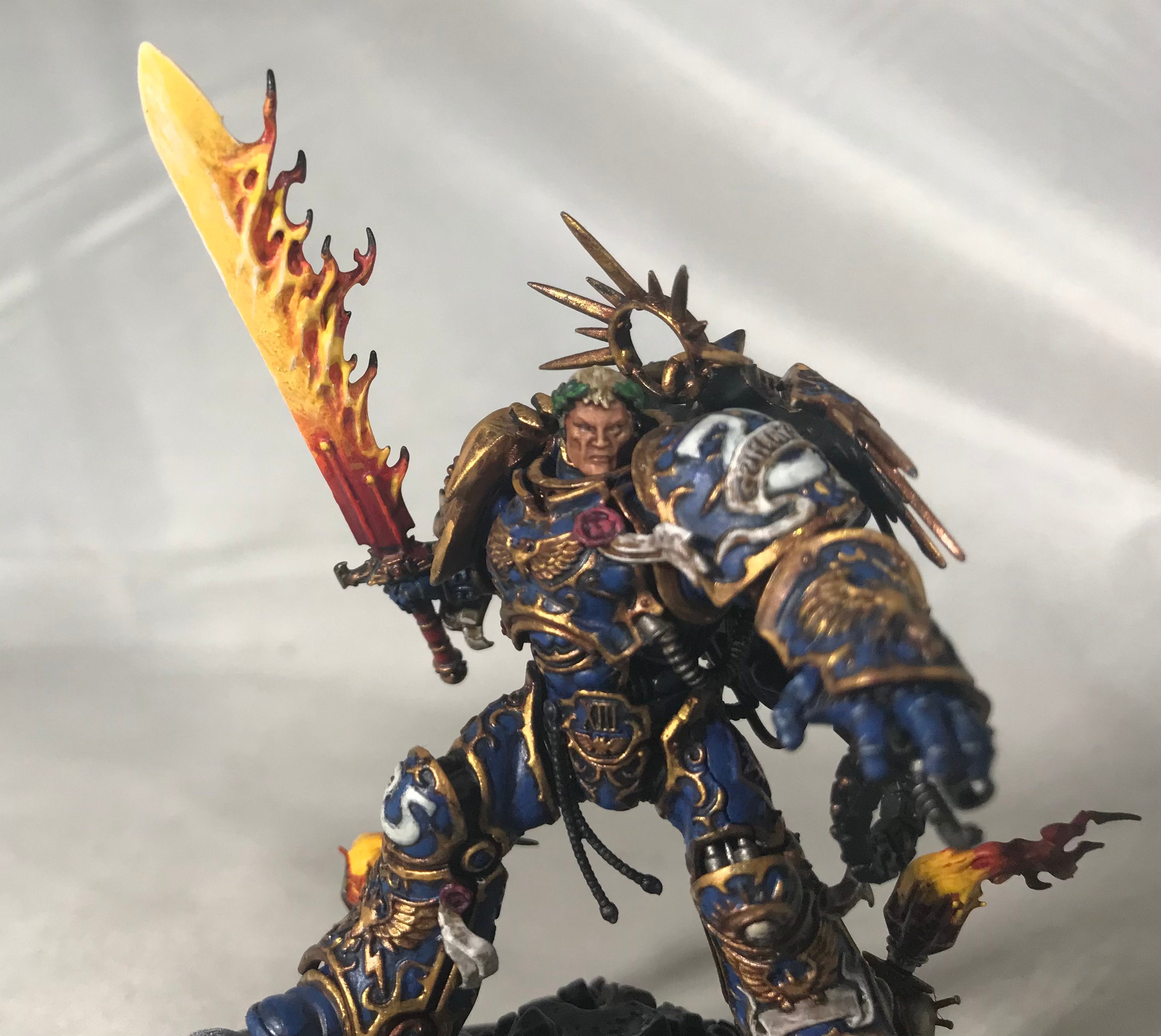 Warhammer 40k Roboute Guilliman Primarch of the Ultramarines Pro ...