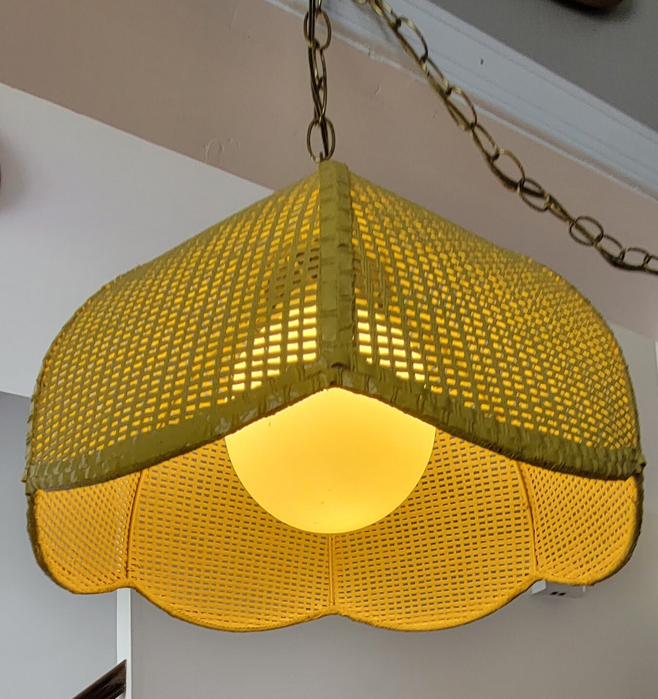 Retro Rattan Yellow Swag Globe Lamp 1960s-1980s - Etsy