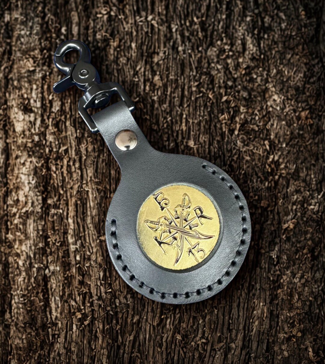 Handmade Leather Challenge Coin Holder Keychain 4 Sizes - Etsy