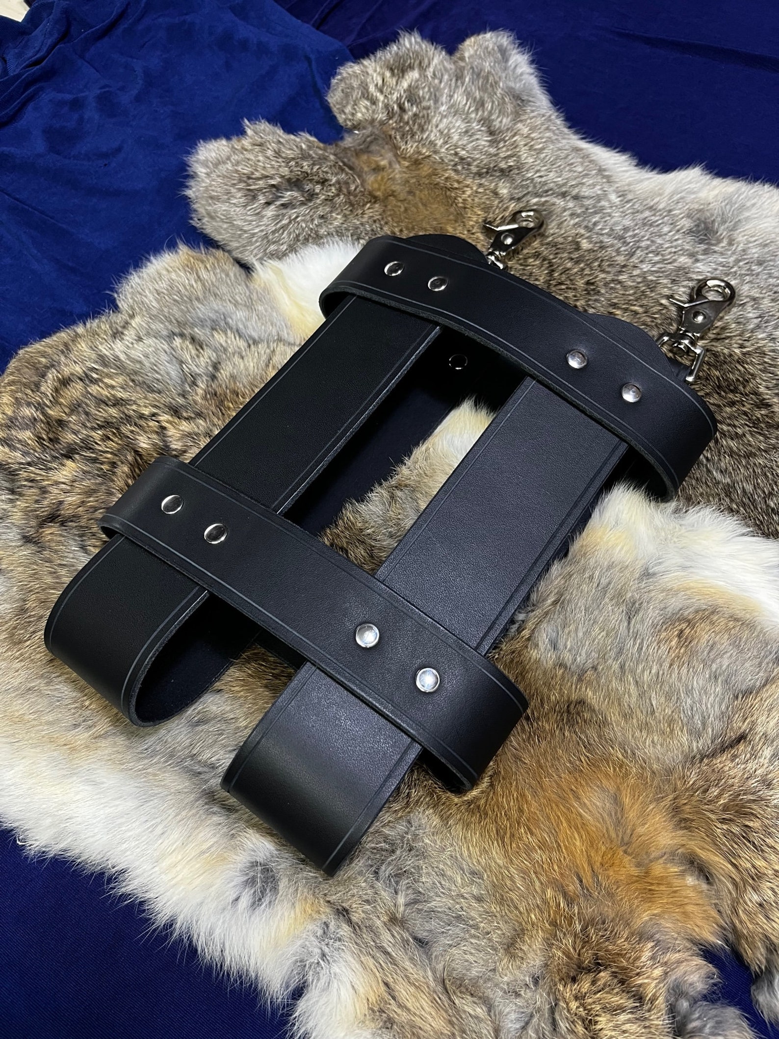 Giant Flask Holder With 64oz Flask Included! Holster for Pirates ...