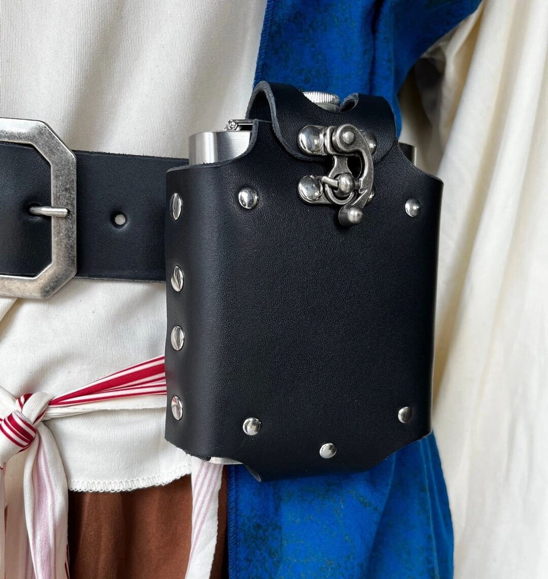 Flask Holder With 8oz Flask. Leather Flask Holder, Holster for Pirates ...