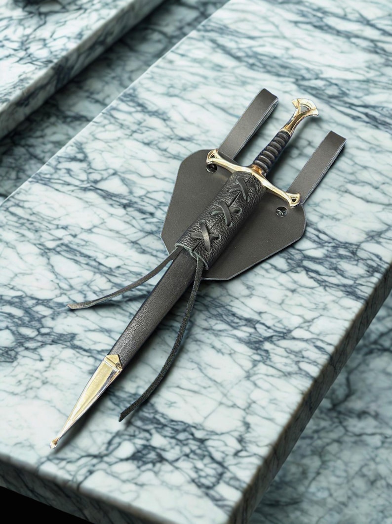 14" Medieval Dagger: Cosplay Short Sword With Leather Frog - Etsy