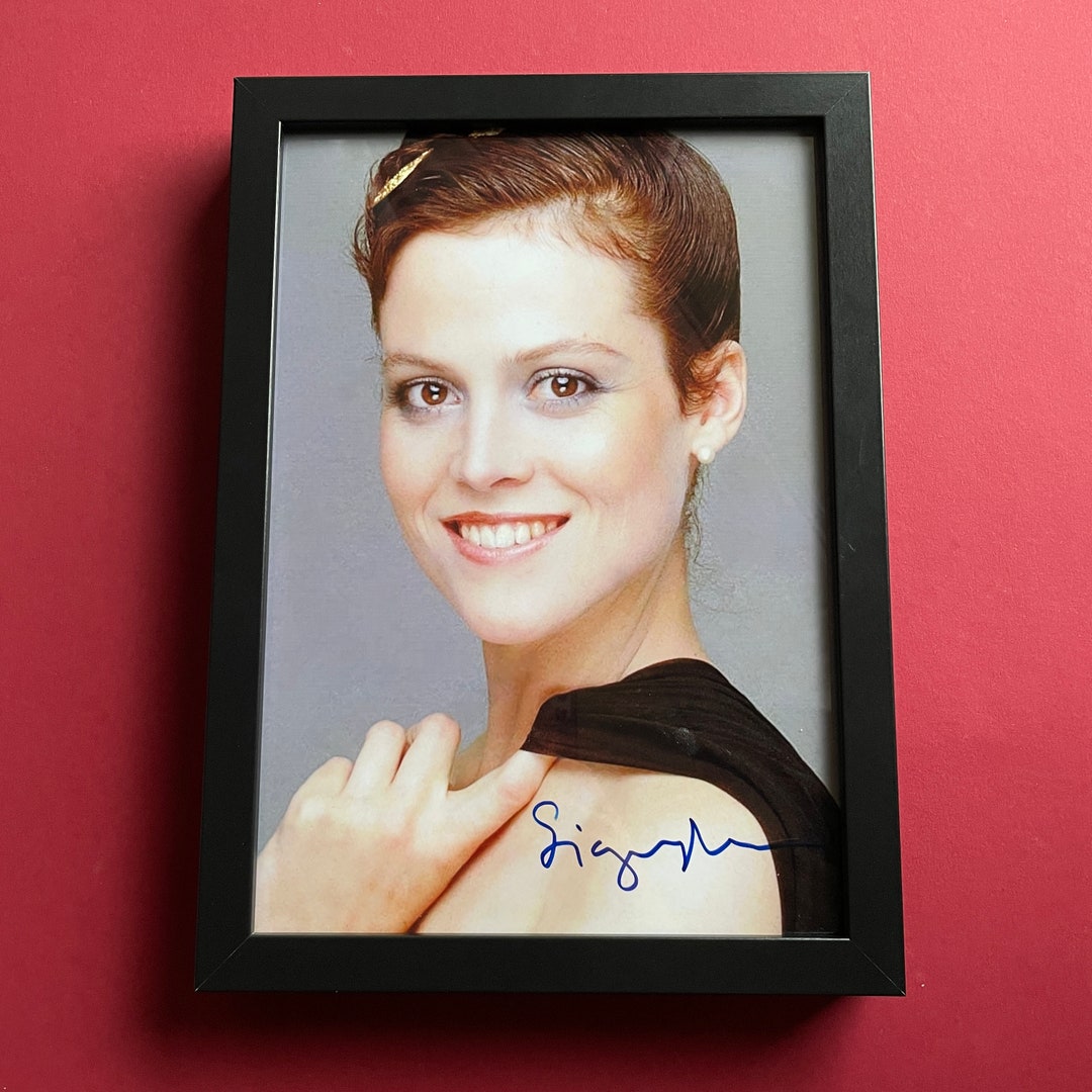 Framed SIGOURNEY WEAVER Authentic Hand-signed Photo Autograph With Coa - Etsy