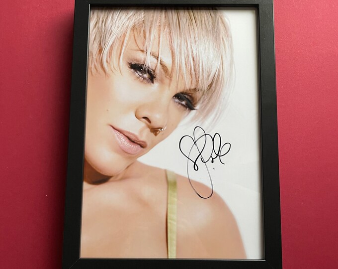 Framed PINK (ALECIA MOORE) - Authentic Hand-signed Photo Autograph With ...