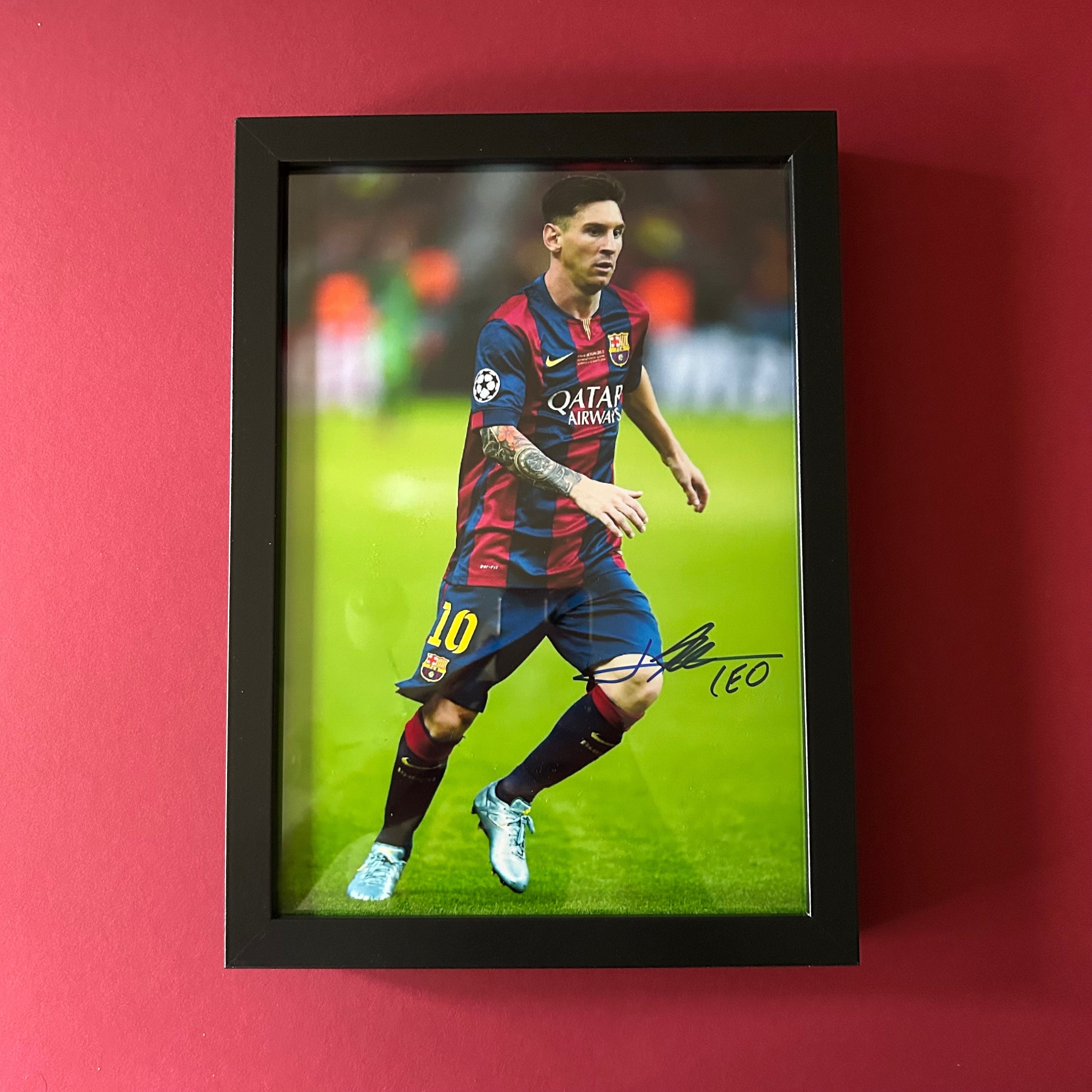 Framed LIONEL MESSI Authentic Hand-signed Photo Autograph - Etsy