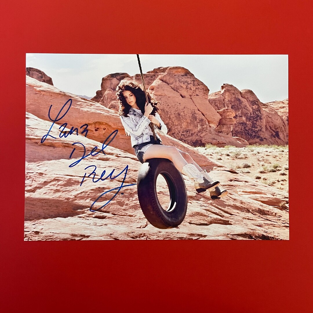 LANA DEL REY Authentic Hand-signed Photo Autograph With Coa - Etsy