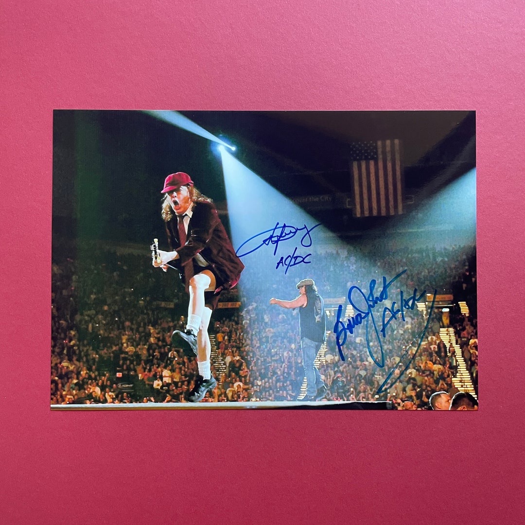 AC/DC: Angus Young, Brian Johnson Authentic Hand-signed Photo Autograph ...