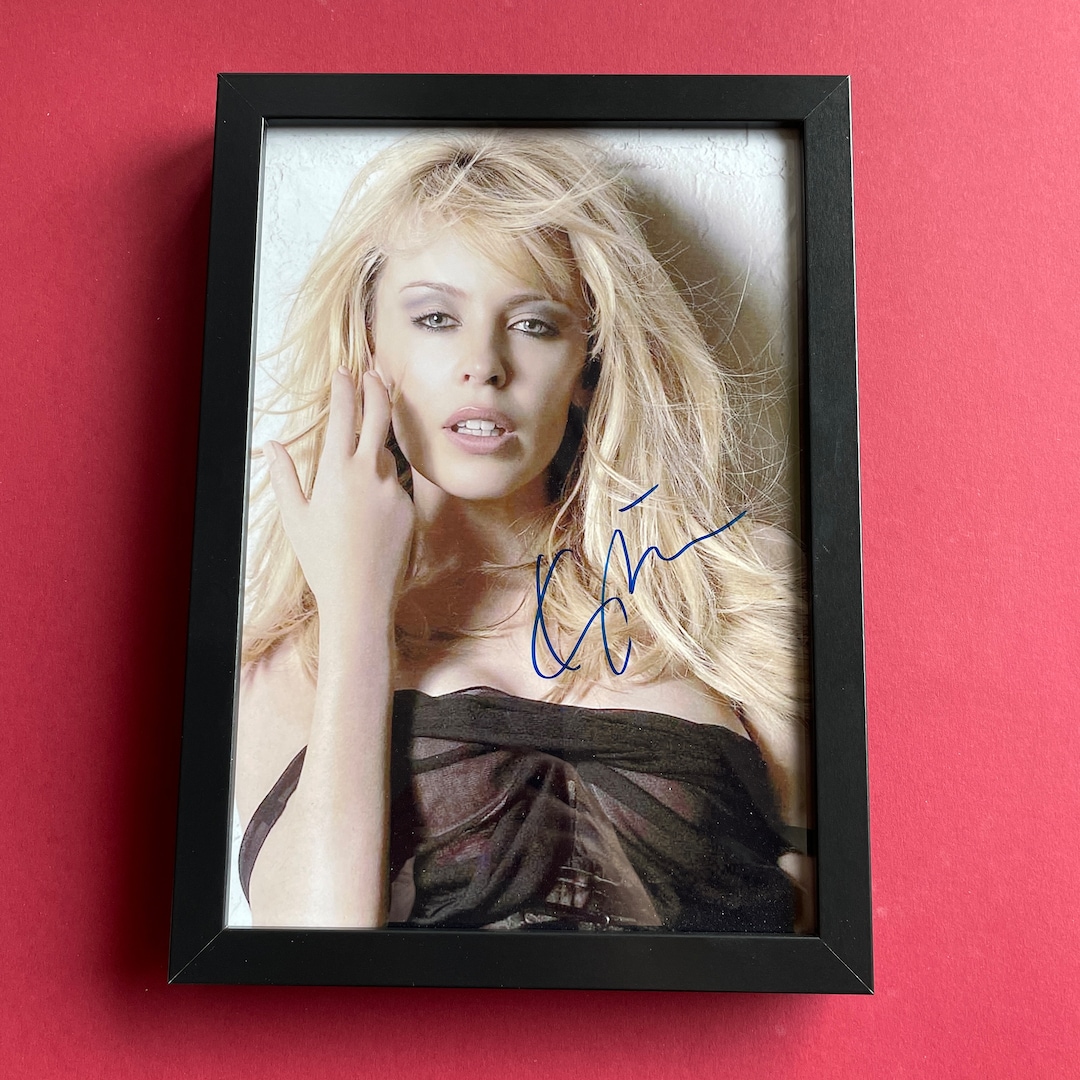 Framed KYLIE MINOGUE - Authentic Hand-signed Photo Autograph With Coa ...