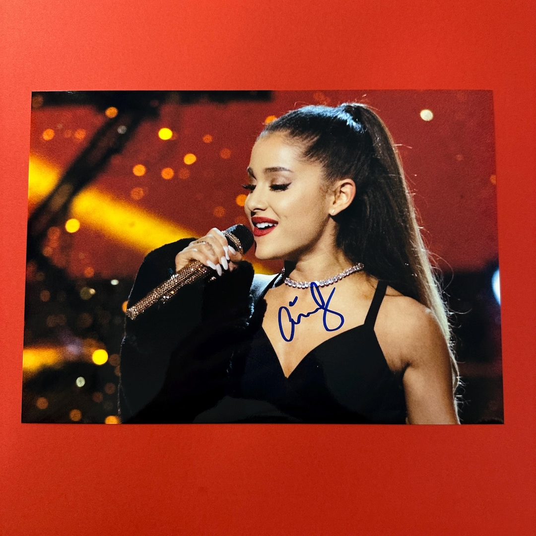 ARIANA GRANDE Authentic Hand-signed Photo Autograph With Coa - Etsy