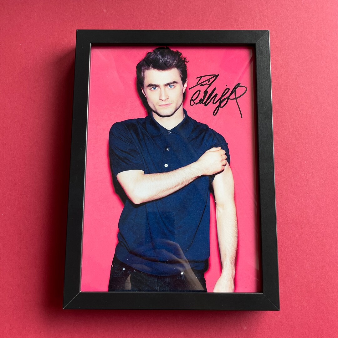 Framed DANIEL RADCLIFFE Authentic Hand-signed Photo Autograph With Coa ...