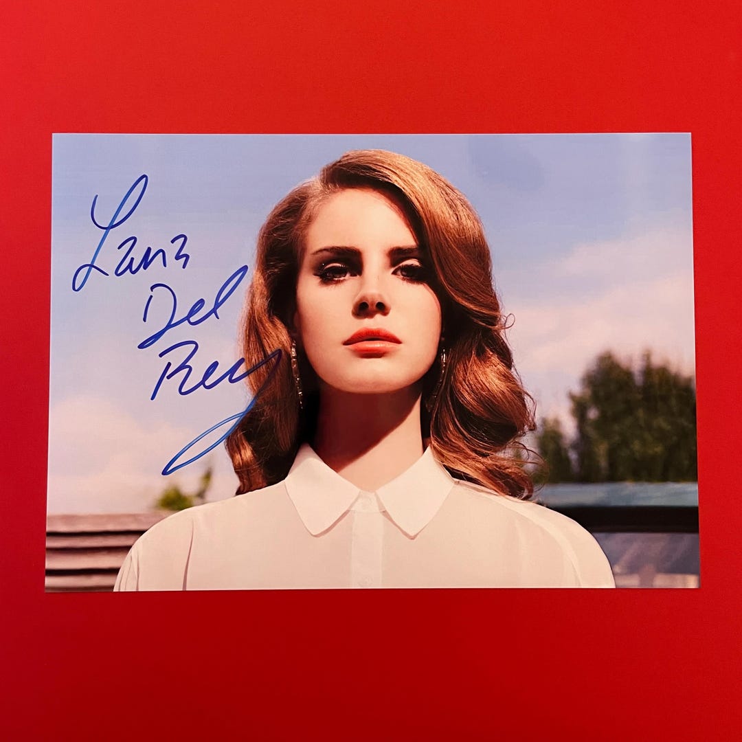 LANA DEL REY Authentic Hand-signed Photo Autograph With Coa - Etsy