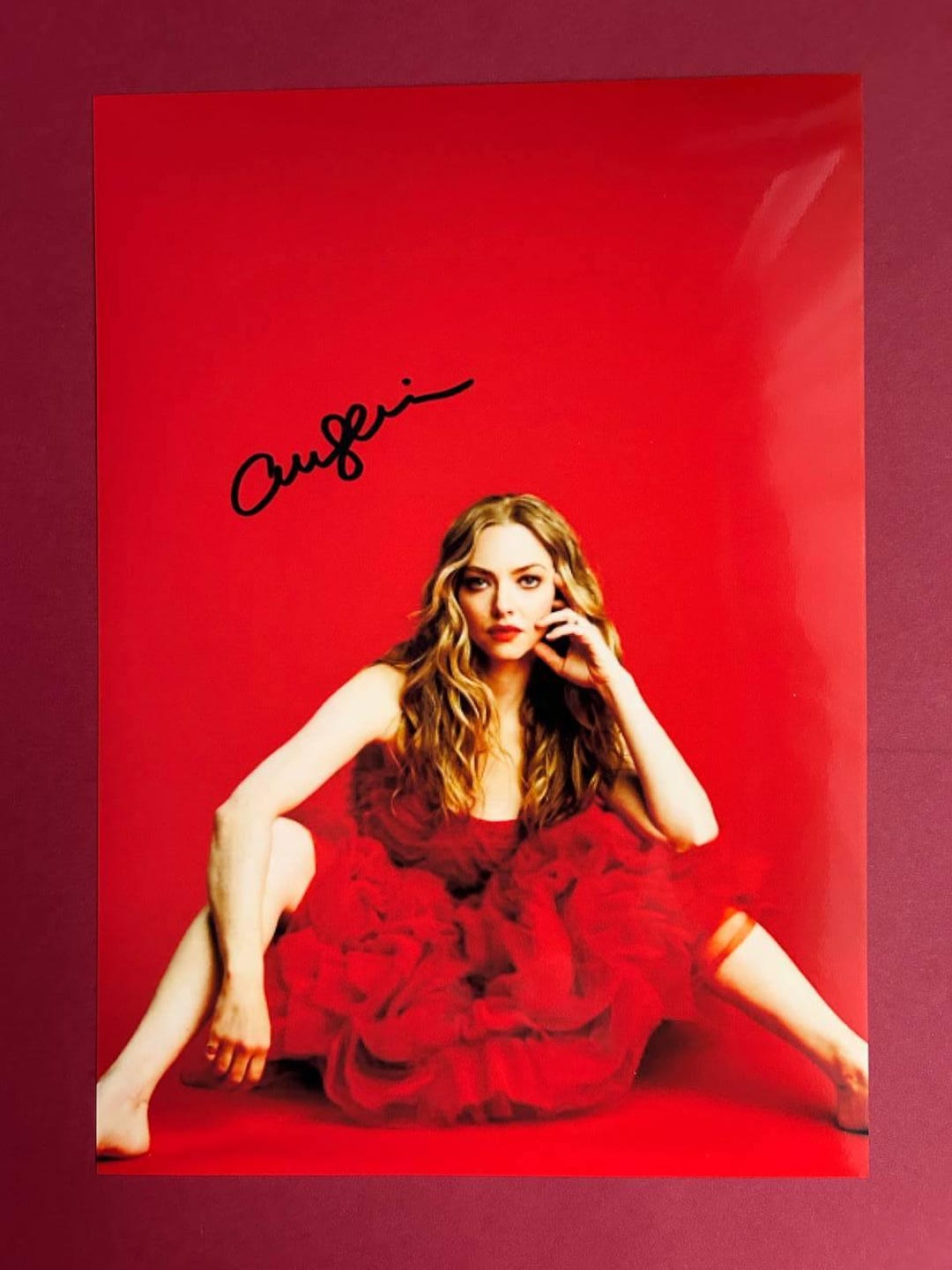 AMANDA SEYFRIED - Authentic Hand-signed Photo Autograph With COA - Etsy