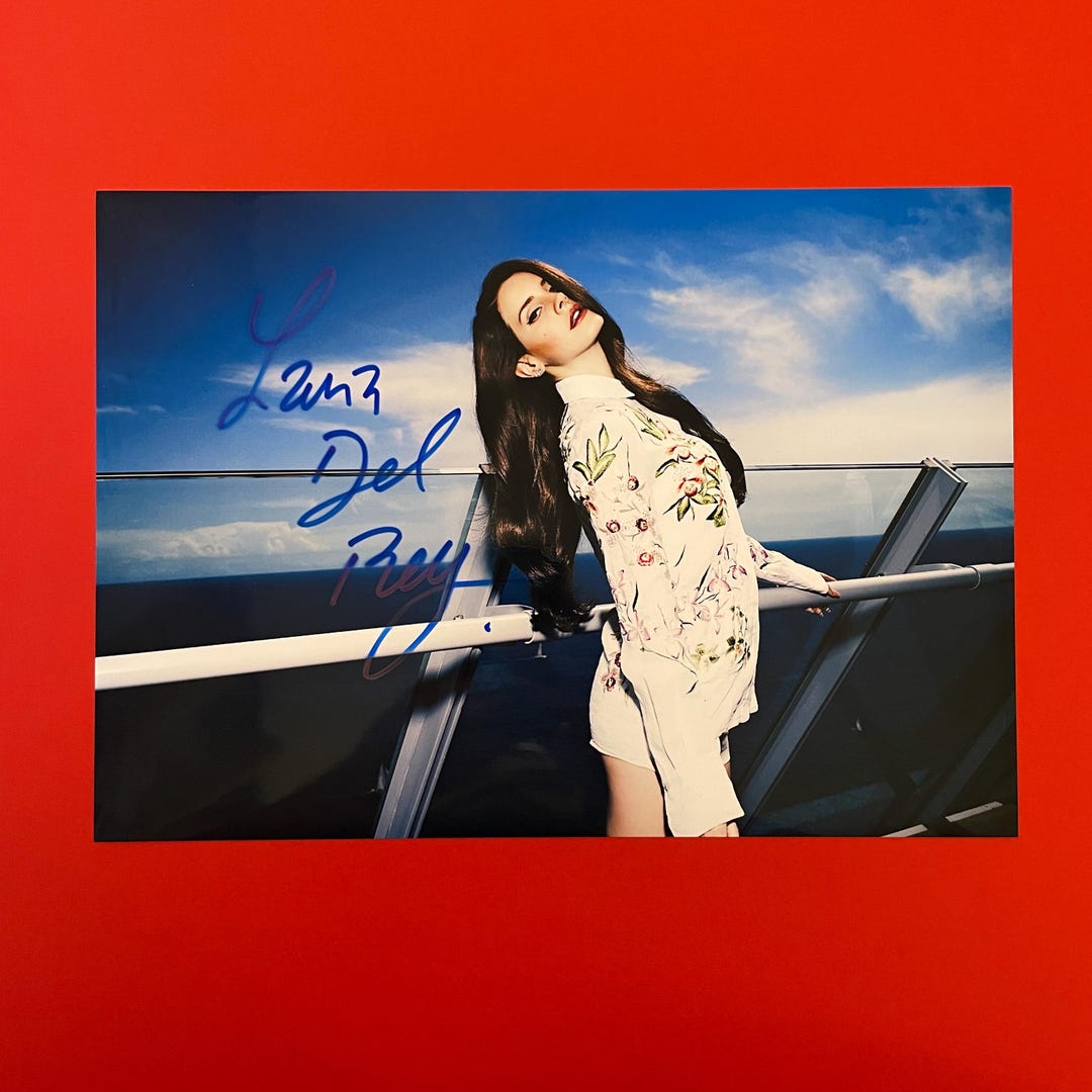 LANA DEL REY Authentic Hand-signed Photo Autograph With Coa - Etsy