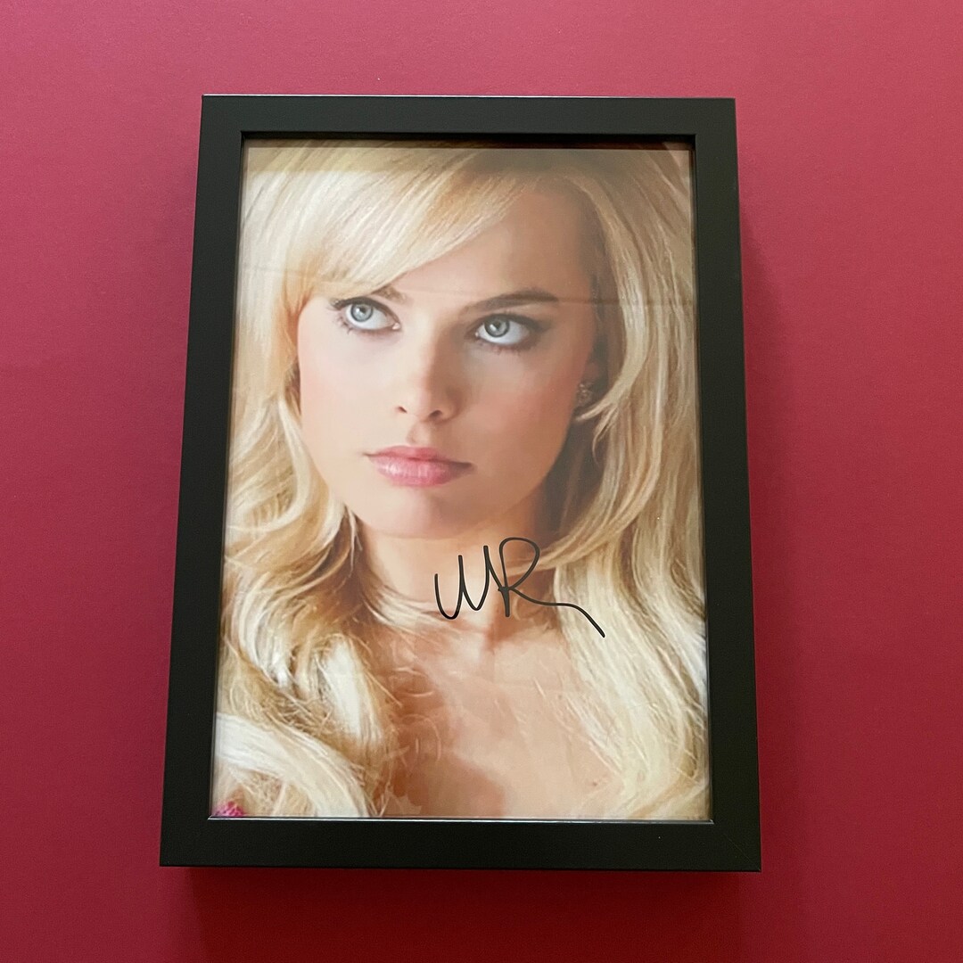 Framed MARGOT ROBBIE Authentic Hand-signed Photo Autograph - Etsy